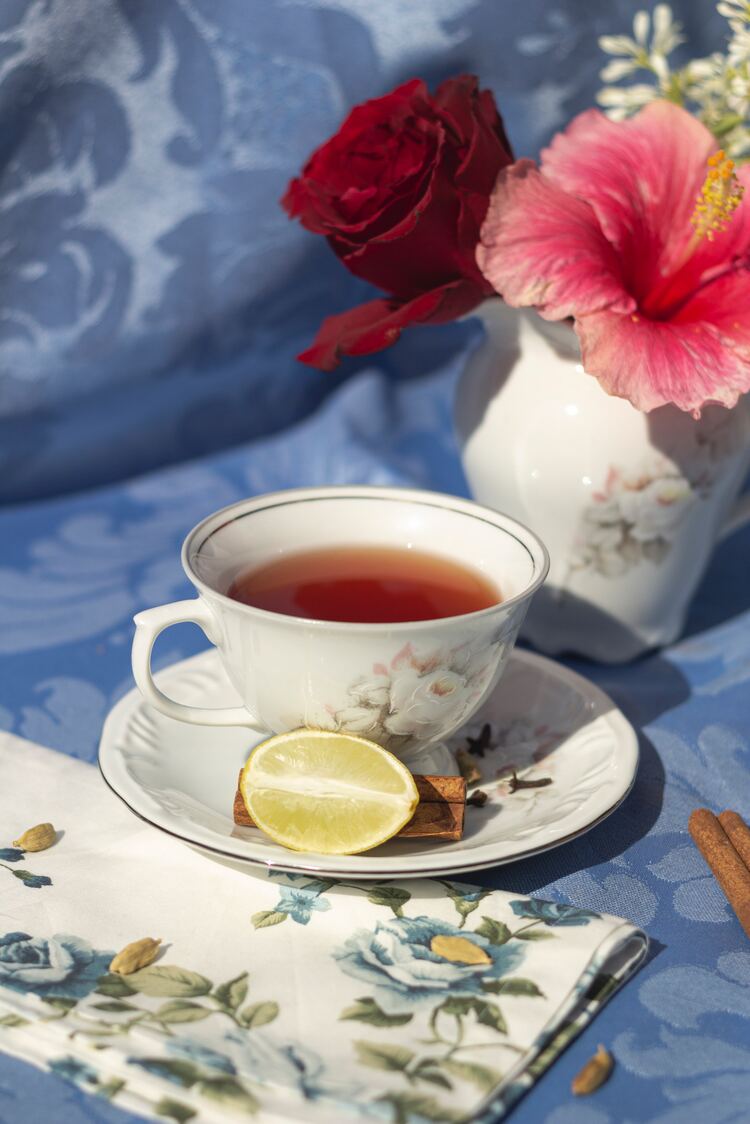 Types of Flower Tea: A Friendly Guide to Blooming Flavors - Coffee ...